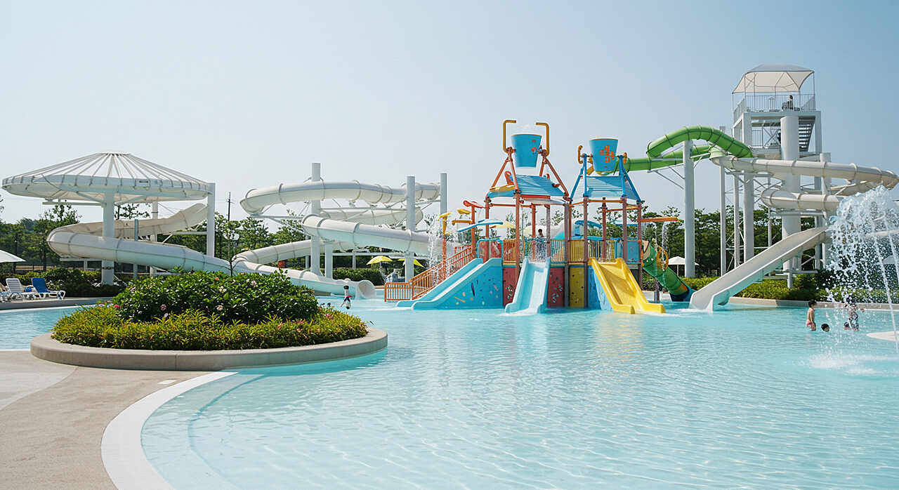 Best Water Parks in Japan | Uchi: Japan Real Estate
