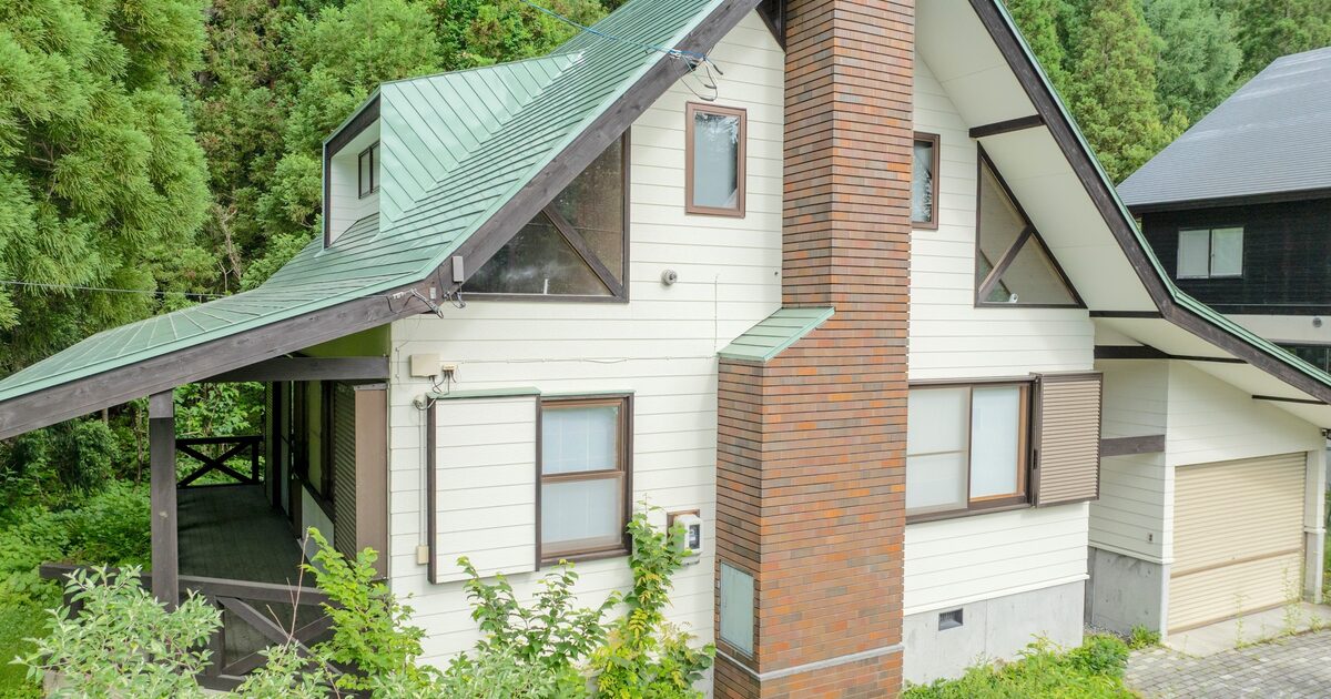 Forest Chalet - Hakuba | Uchi: Japan Real Estate
