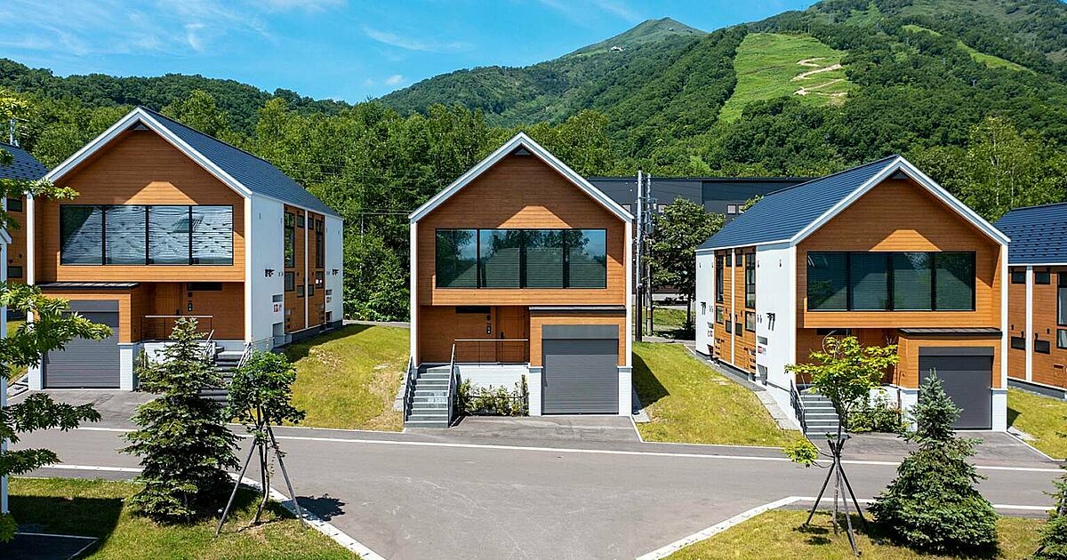 Koa Townhouse 17B - Contemporary Living in… | Uchi: Japan Real Estate