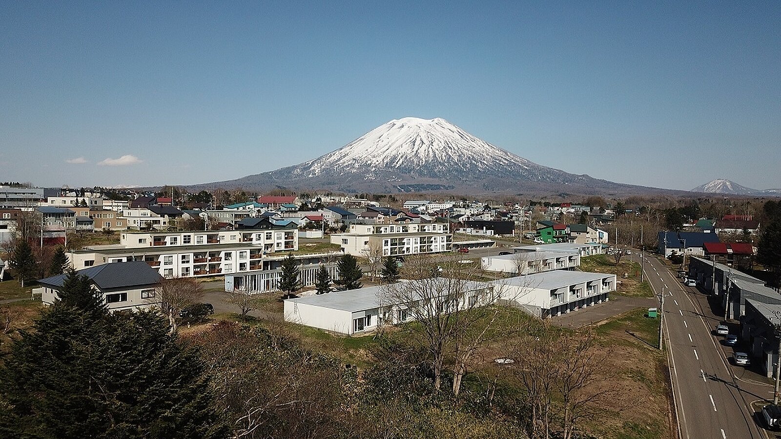 Niseko Town Commercial Site | Uchi: Japan Real Estate