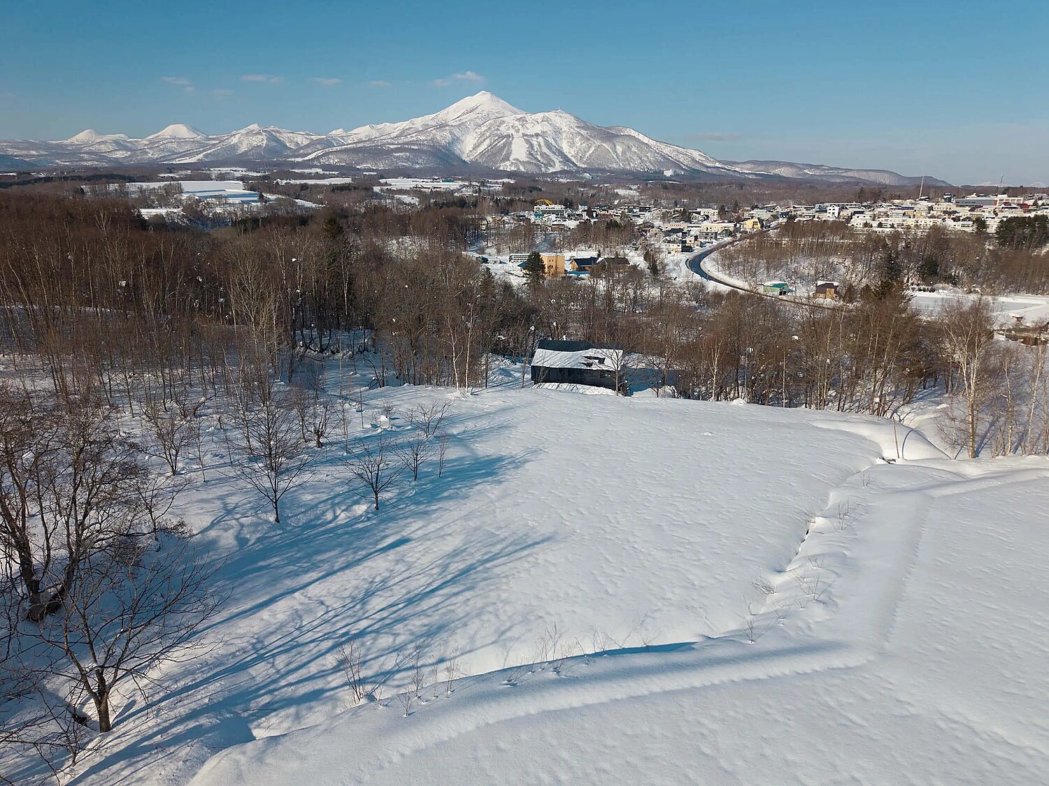 Niseko Tomikawa Land 7-9 | Uchi: Japan Real Estate