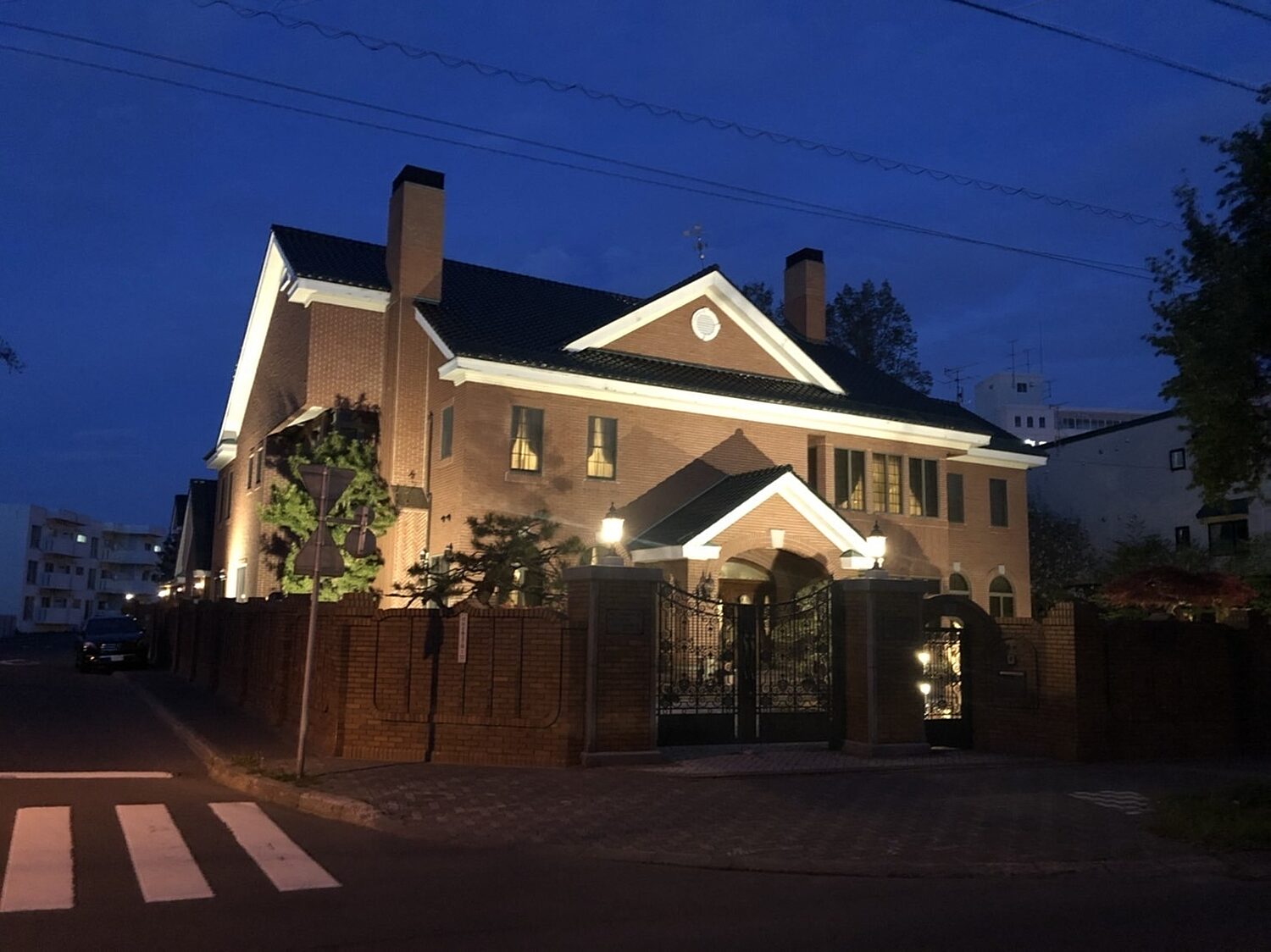 Sapporo Stately Residence | Uchi: Japan Real Estate