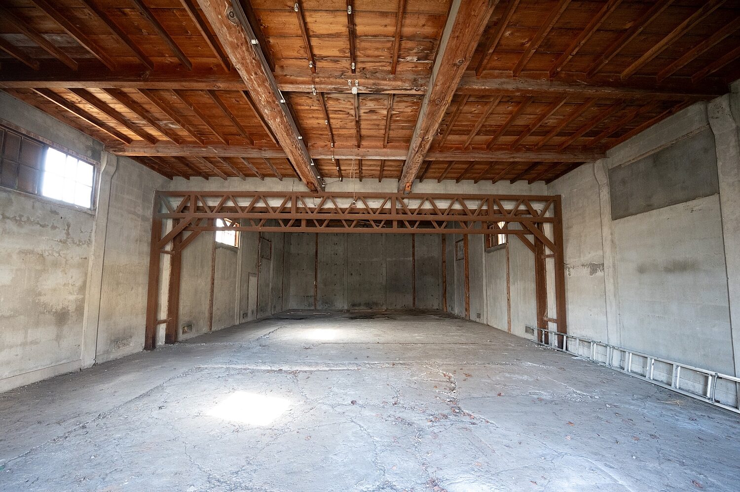 Kutchan Town Central Warehouse | Uchi: Japan Real Estate