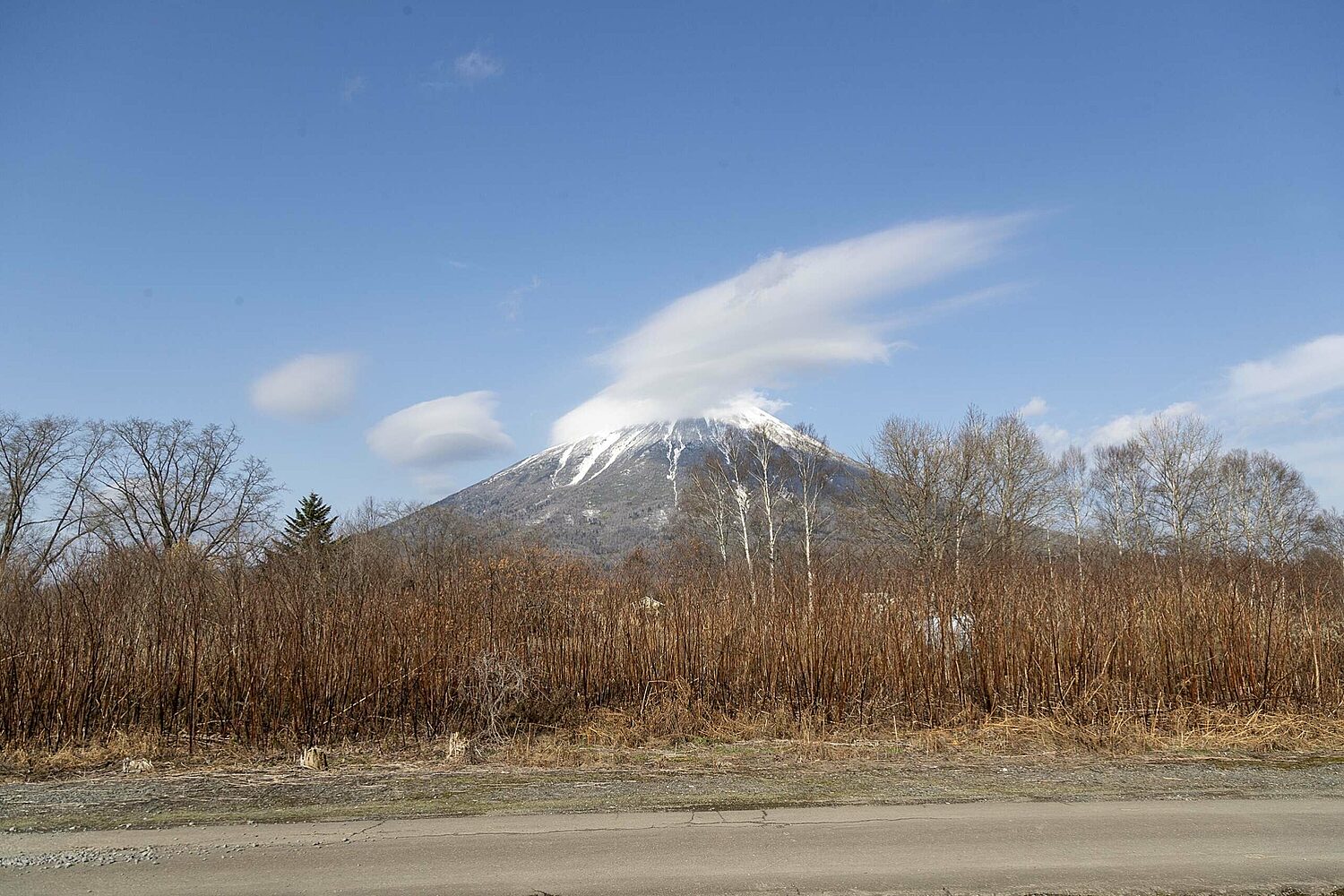 Makkari Town Centre Riverside Land | Uchi: Japan Real Estate